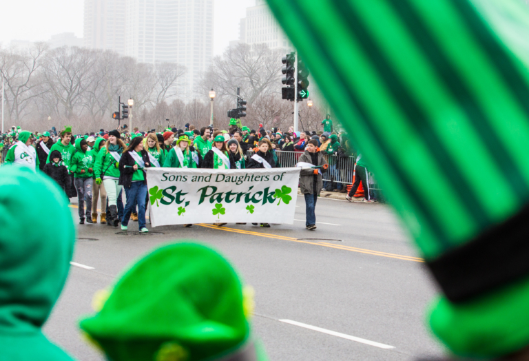 St. Patrick's Day Chicago | Green River Dyeing & Parades | Choose Chicago