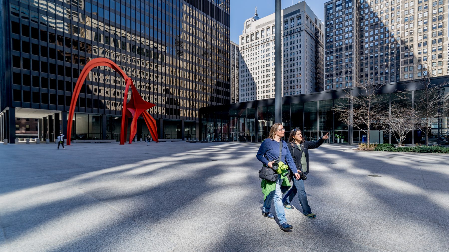 Unique Chicago Tours | Behind-the-Scenes, Running & Kayak Tours