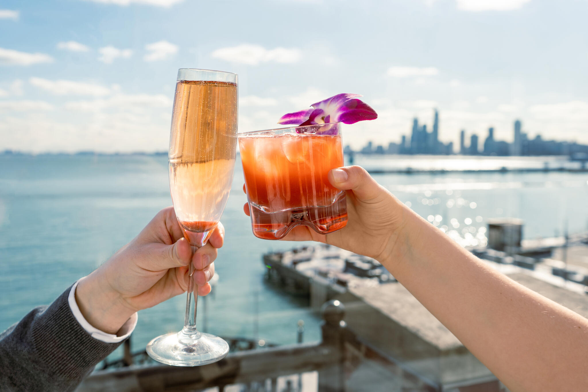 Top Chicago Rooftop Bars & Restaurants | Find Rooftop Bars ...