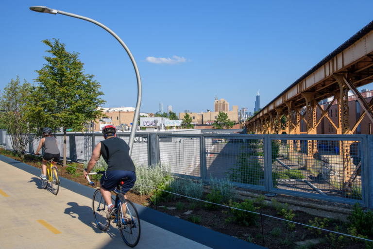 Your Guide to The 606: Chicago's Elevated Park & Trail | Choose Chicago
