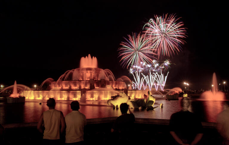 Chicago Fourth of July Events Guide | Boat Cruises, Outdoor Dining & More