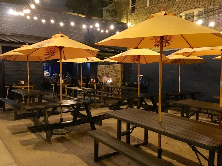 12 Chicago Beer Gardens to Try Now | Best Outdoor Bars & Patios ...