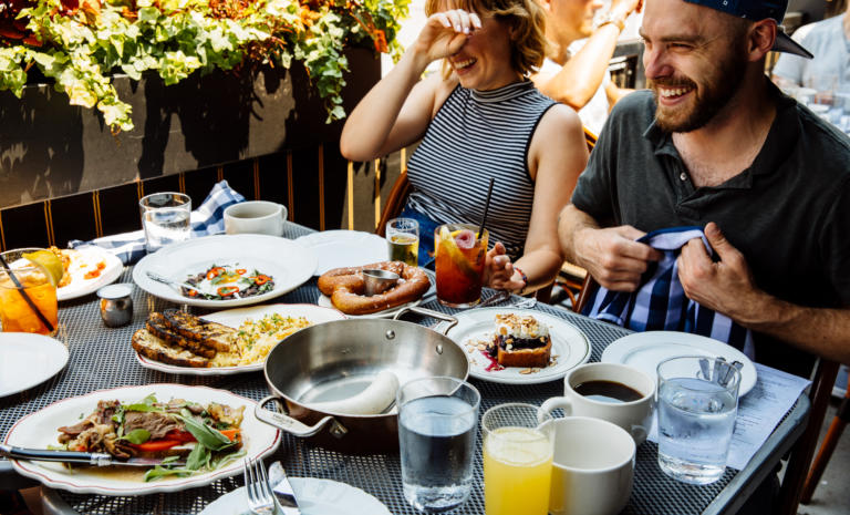 Chicago Foodie Checklist | Where to Eat Like a Local