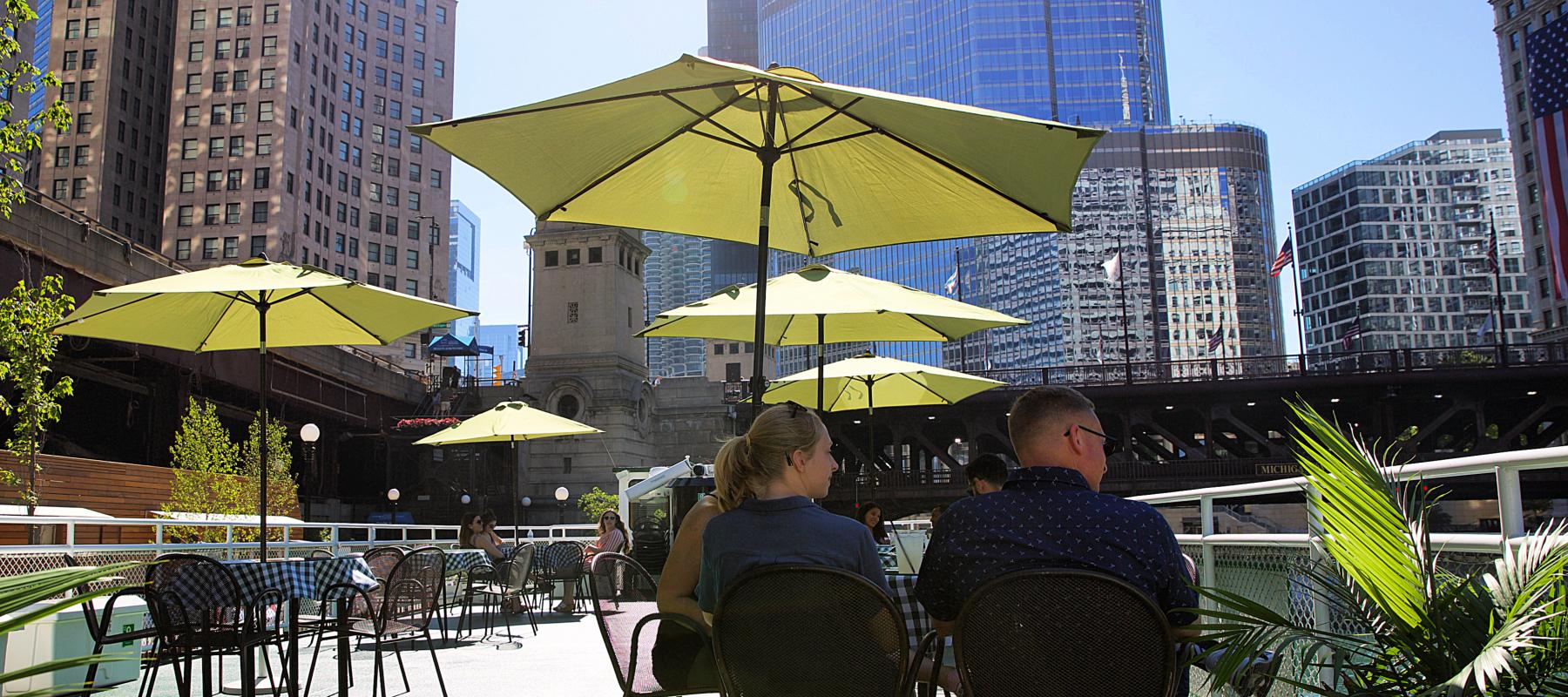 Chicago bars with outdoor seating: Rooftop, patios, and beer gardens in ...