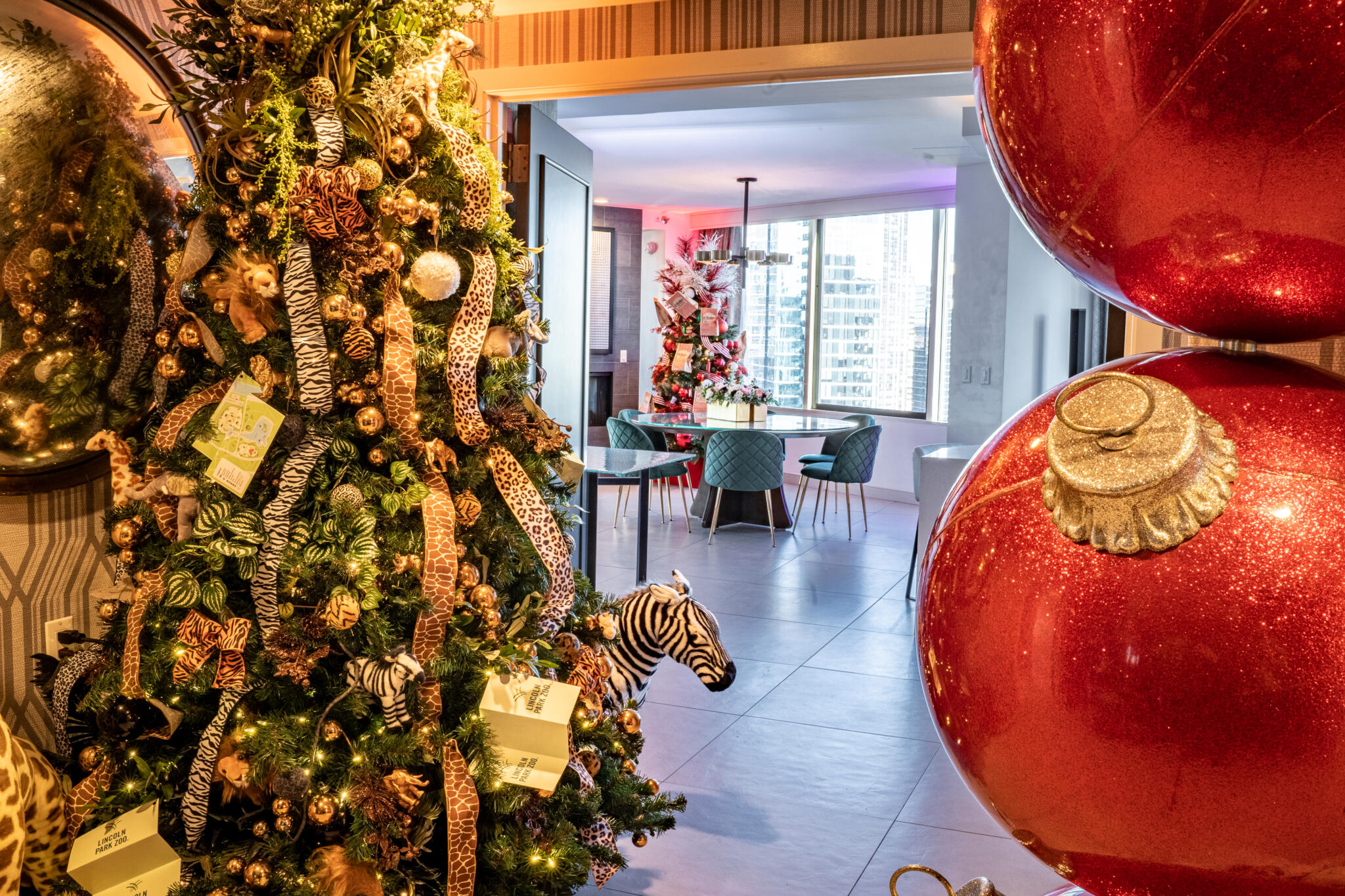 10 Chicago hotels decking the halls for the holidays | Choose Chicago