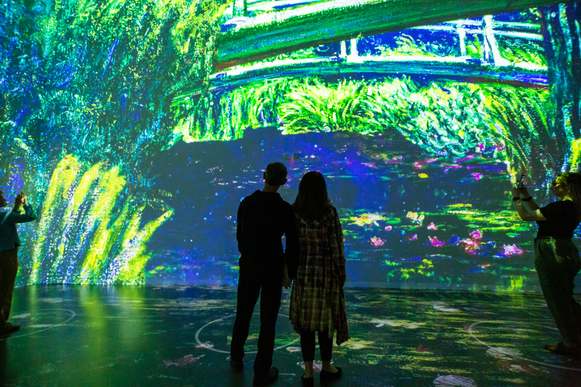 Get your tickets now for the Immersive Monet exhibit in Chicago ...