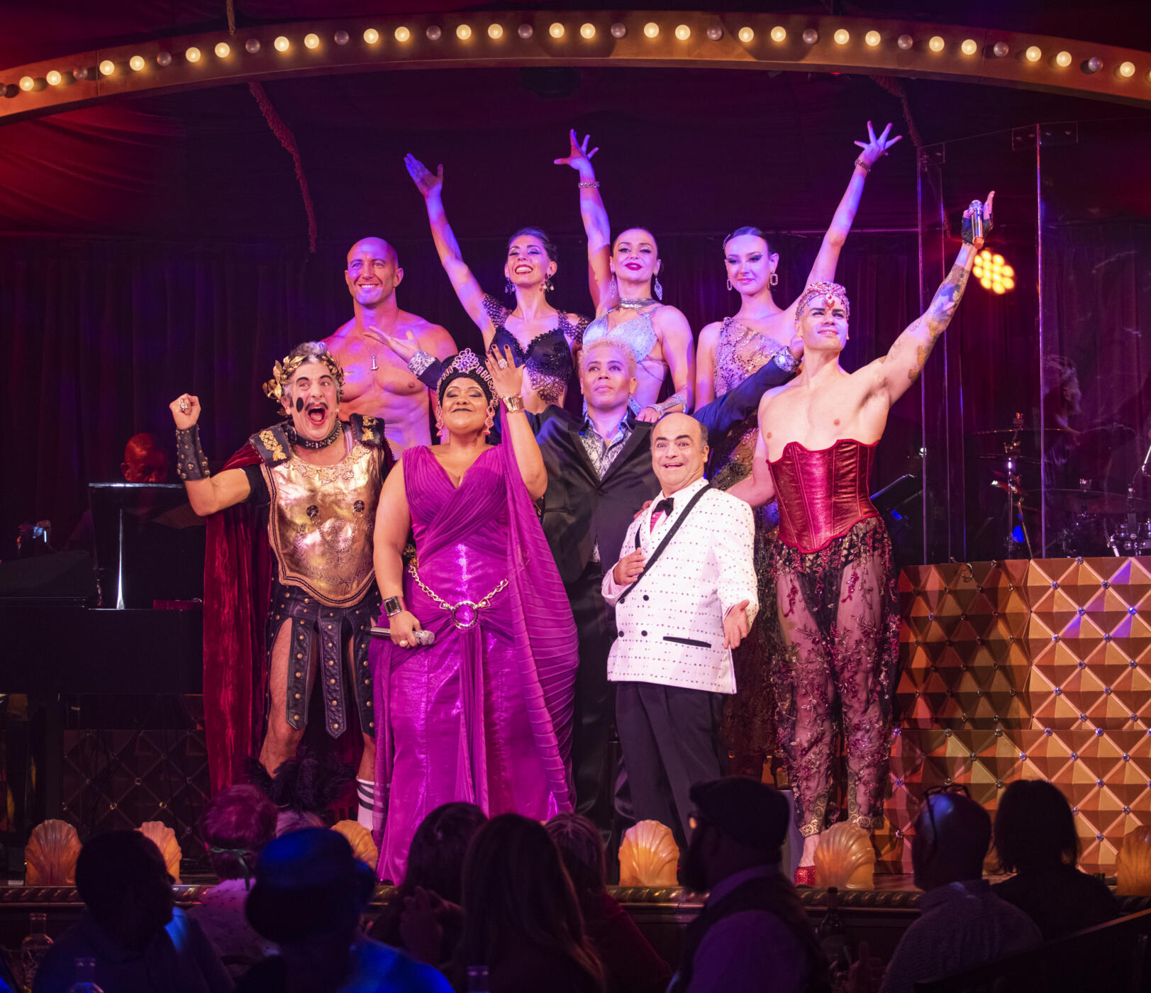Guide to Chicago Burlesque, Cabaret & Drag Shows