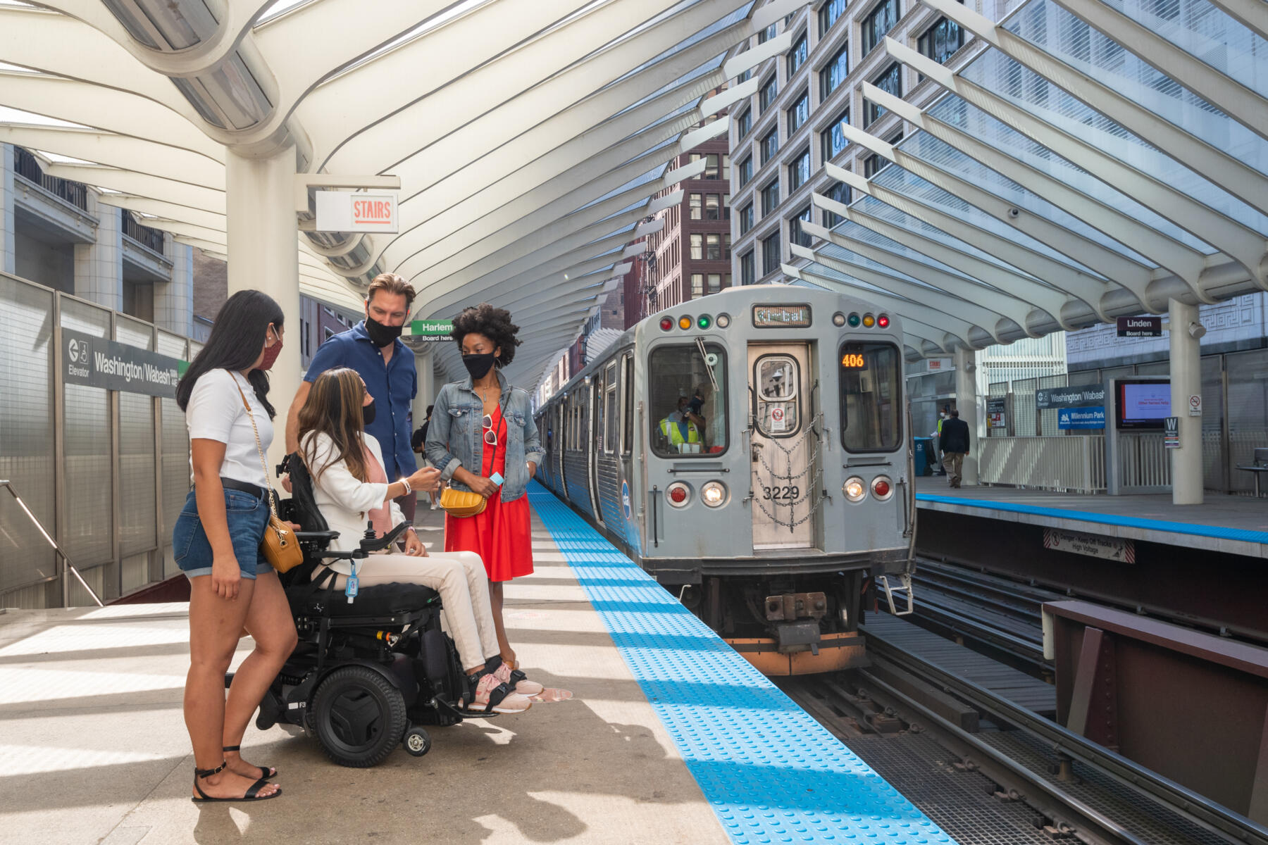 Millennium Park Accessibility | Choose Chicago