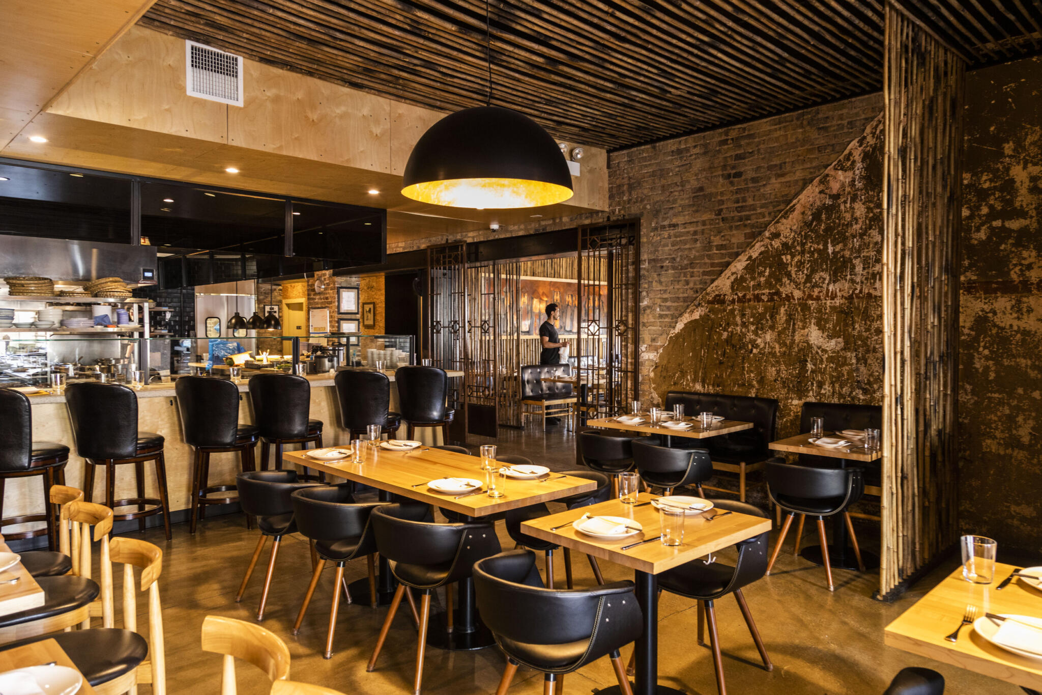 6 Chicago Neighborhoods for Food Lovers | Choose Chicago