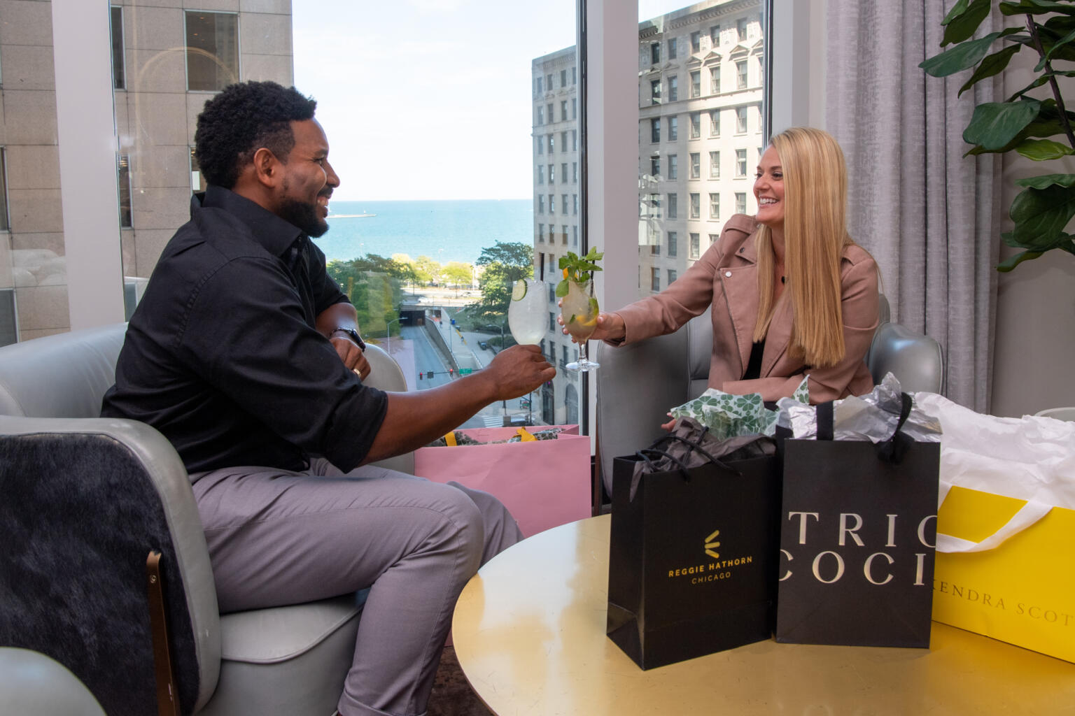 Shopping the Magnificent Mile: Chicago’s Iconic Strip
