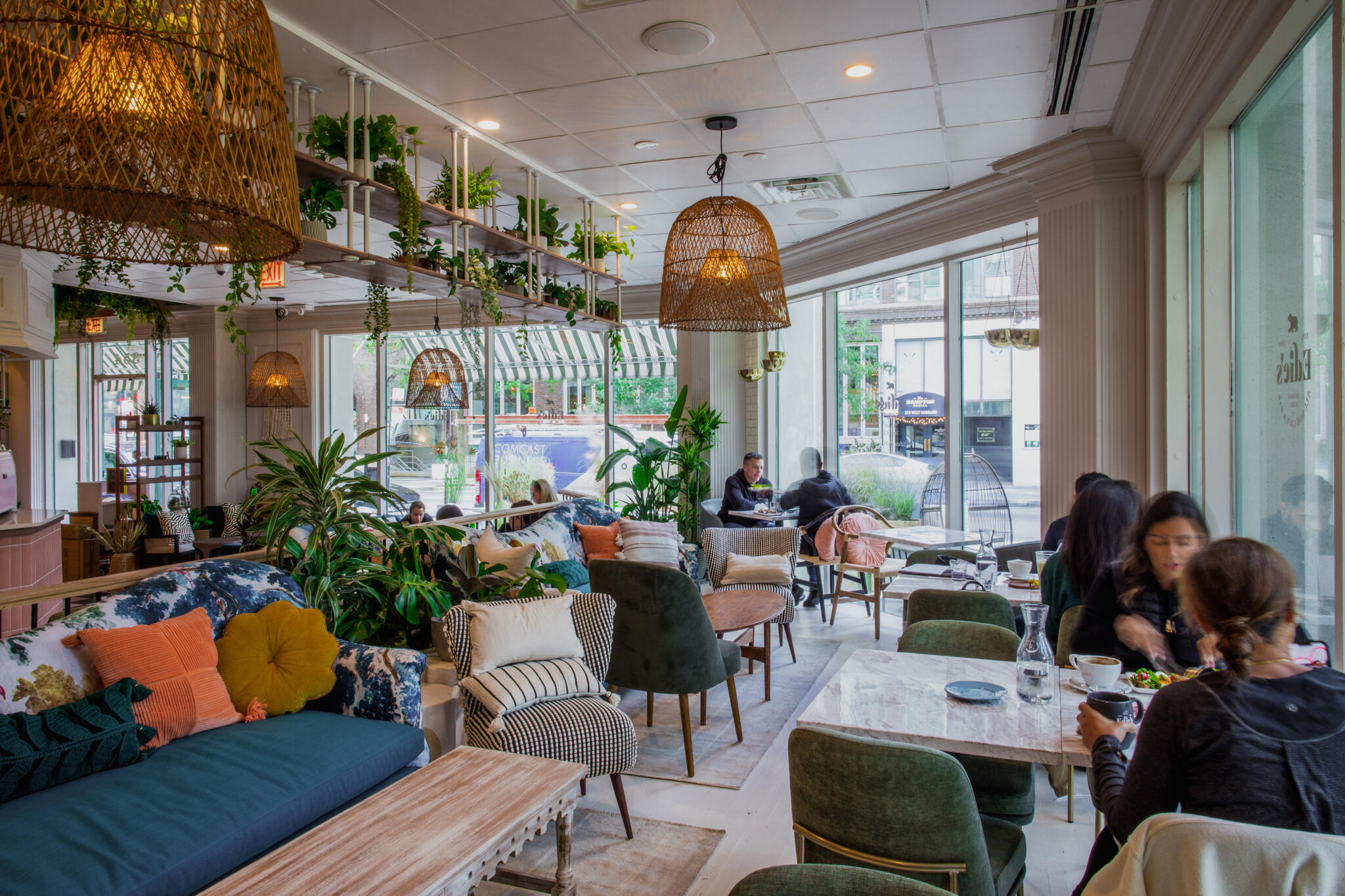 8 cozy coffee shops and cafes in Chicago | Choose Chicago