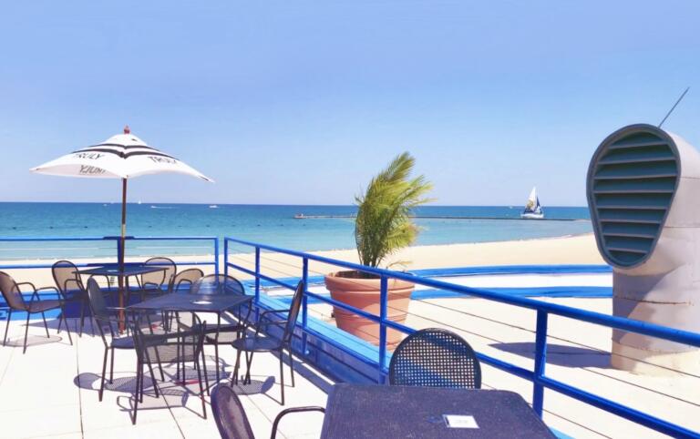 Chicago Waterfront Restaurants | Best Beach & Lakefront Restaurants and ...