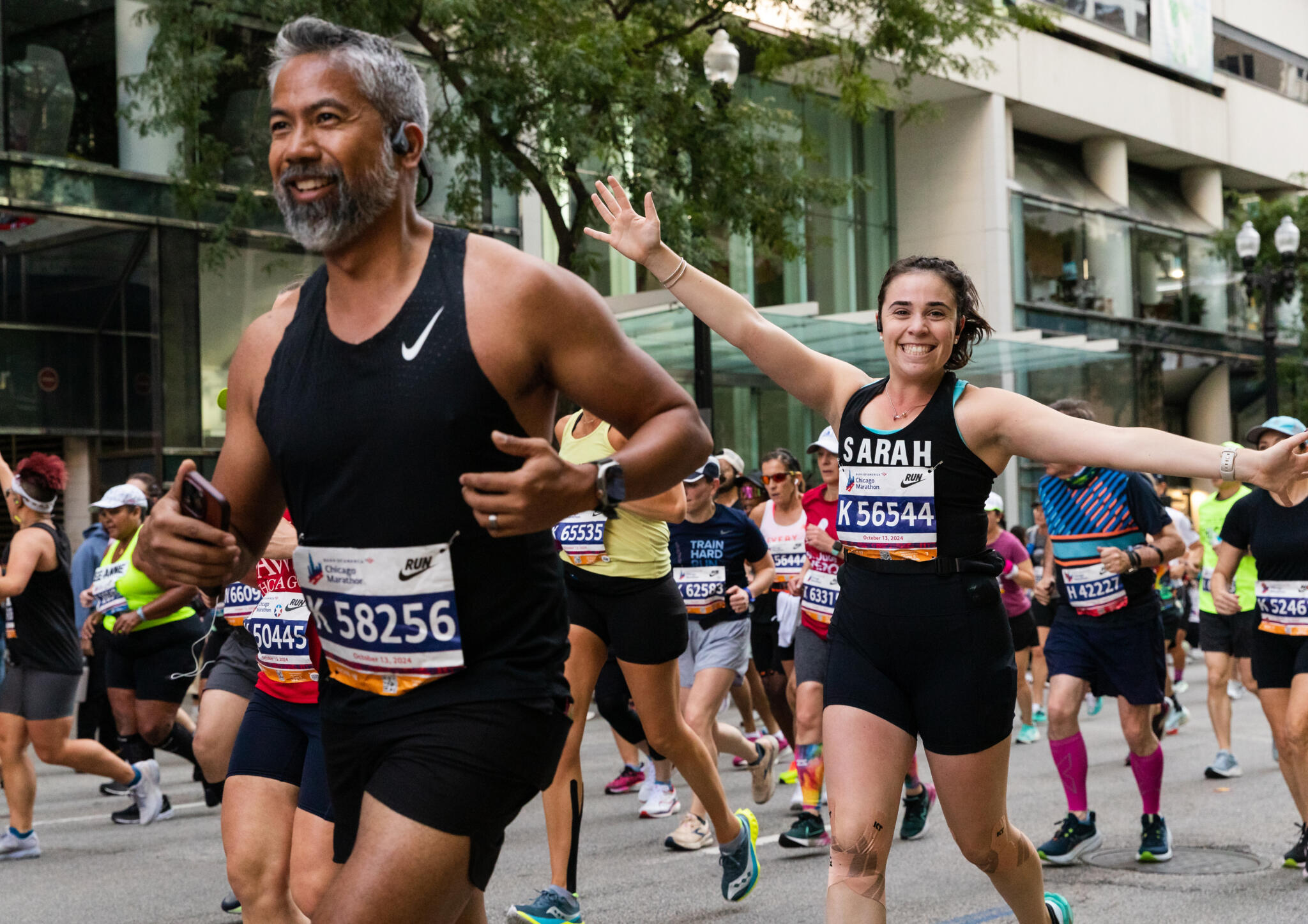Chicago Marathon: Race Day Guide for Spectators