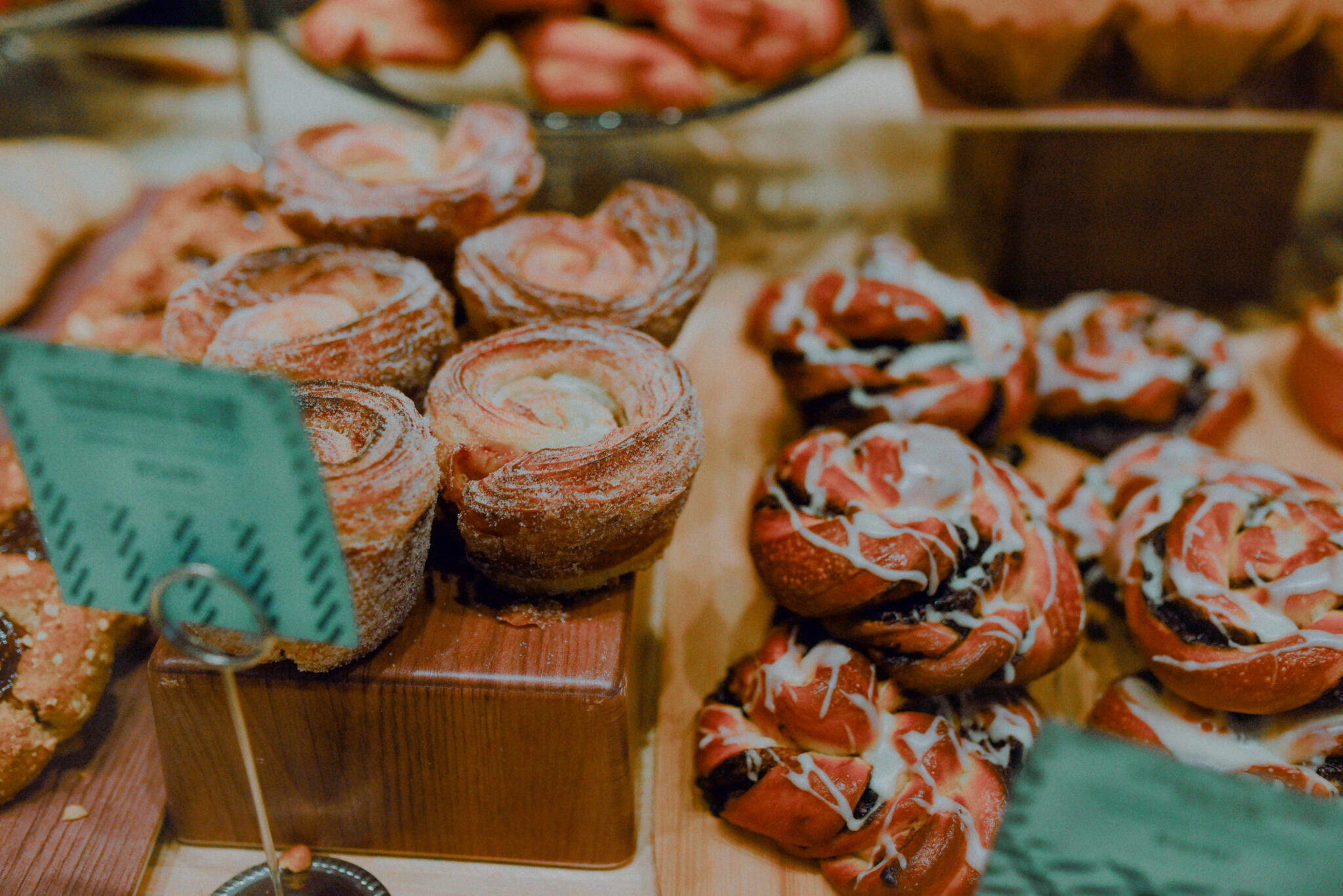 Chicago’s Food Halls to Eat, Shop, and Explore