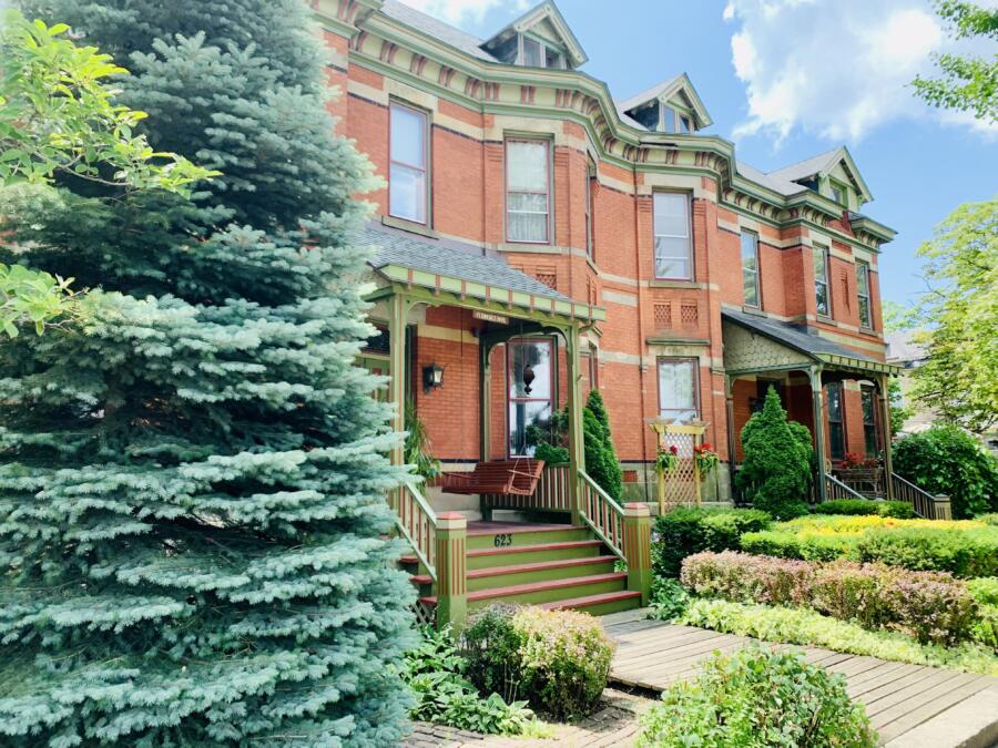 Roseland - Chicago Neighborhood | Choose Chicago