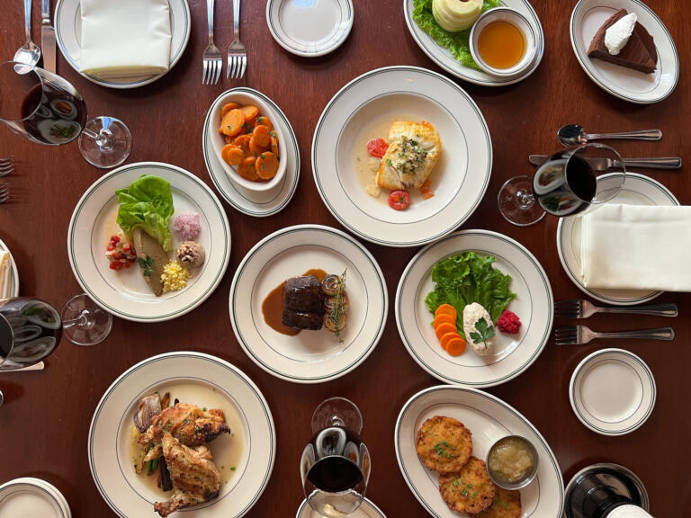 Easter Brunch & Passover Specials in Chicago Guide