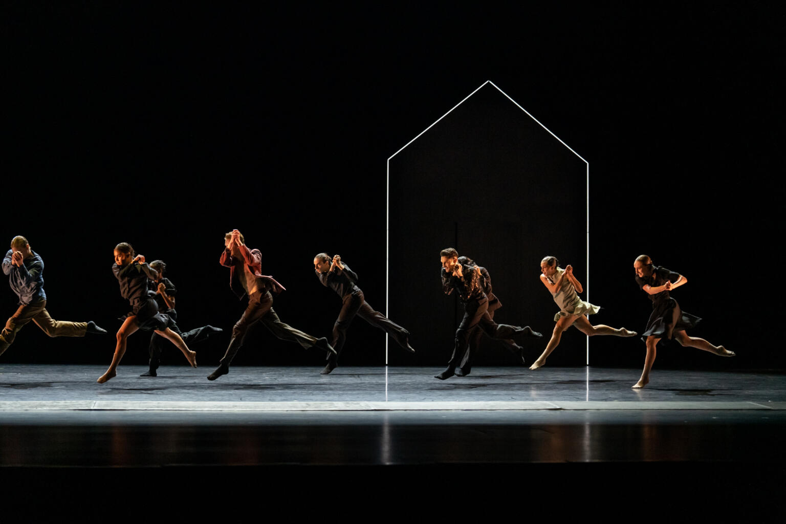 Hubbard Street Dance Chicago: Winter Series | 02/14/2025 | Choose Chicago