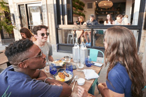 Explore Clark Street in the Lincoln Park neighborhood | Choose Chicago