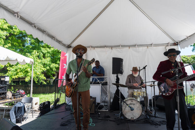 Maxwell Street Market: Chicago’s Open-Air Classic